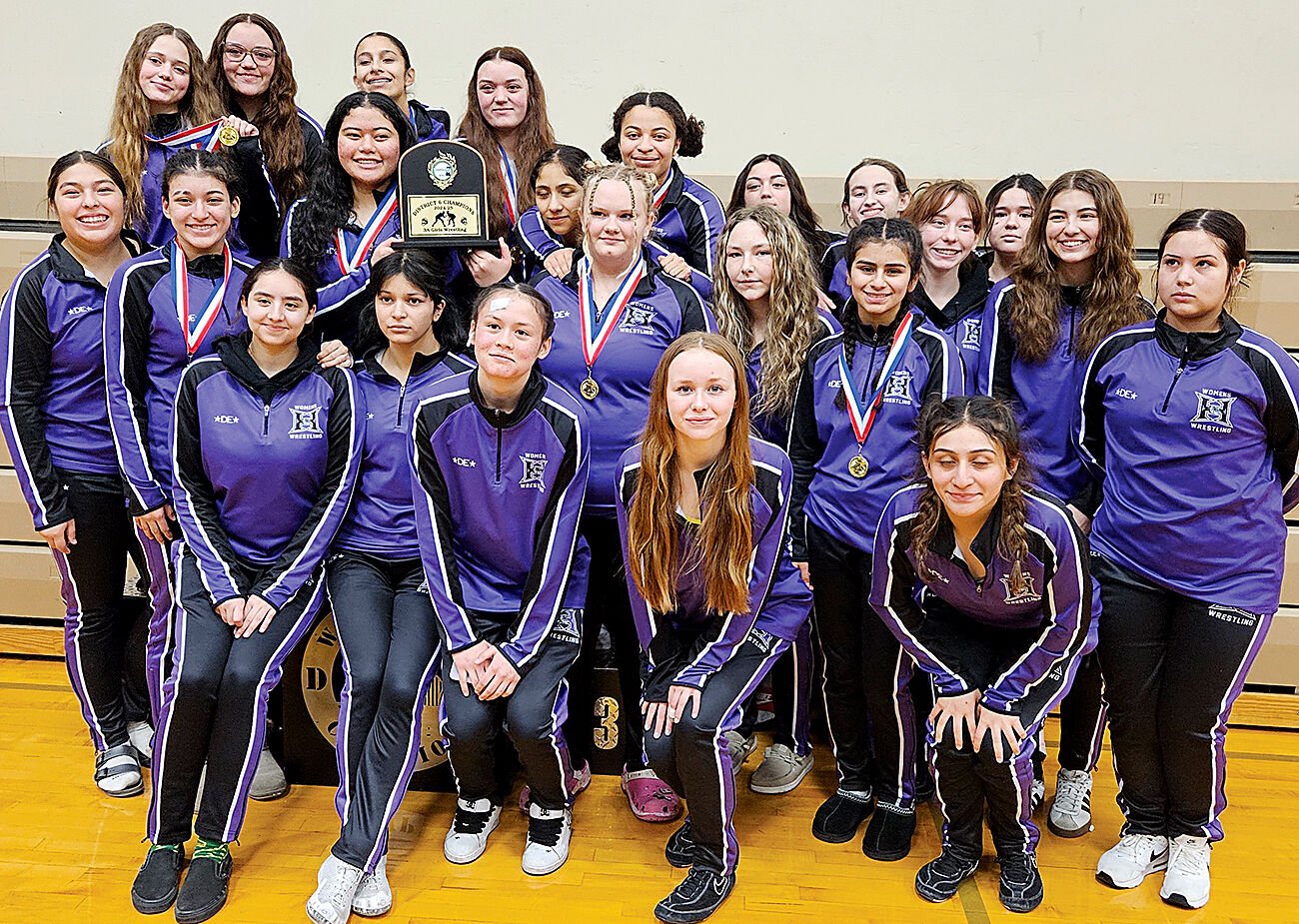 Hermiston girls and boys wrestling teams head to state | Hermiston Herald