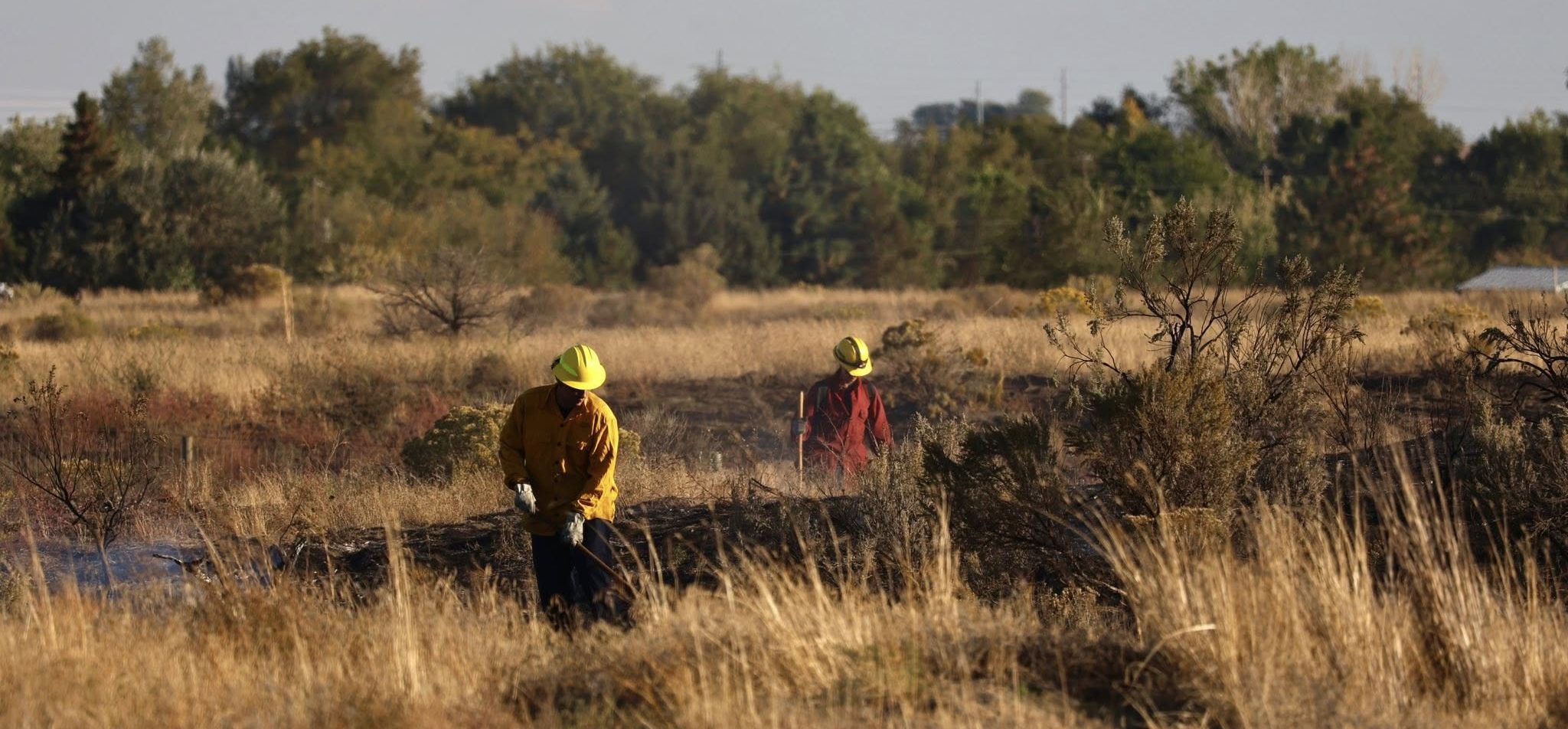 Crews put out brush fire before it damages Hermiston home | Hermiston ...